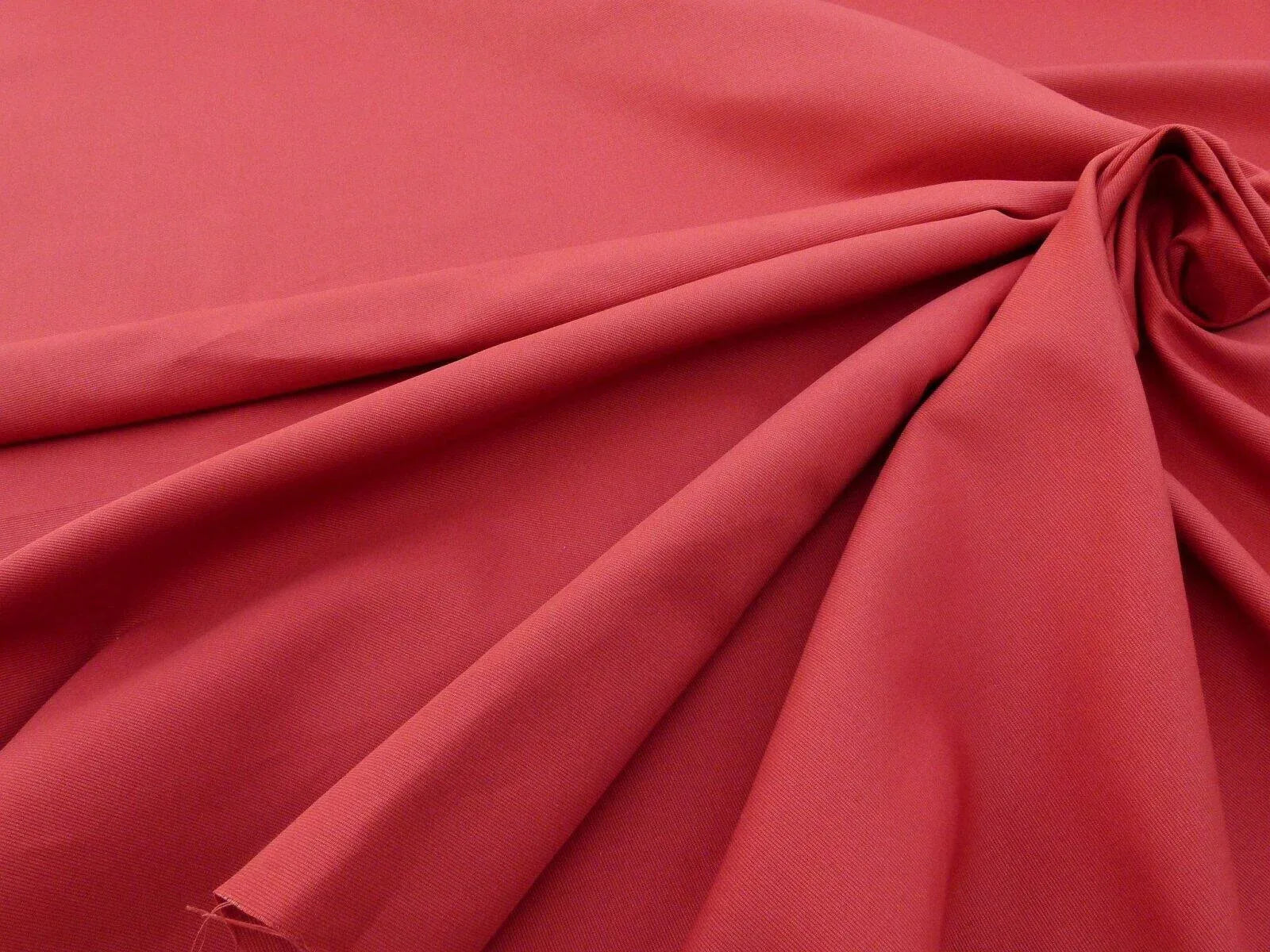 Red/Crimson – Silk Resource